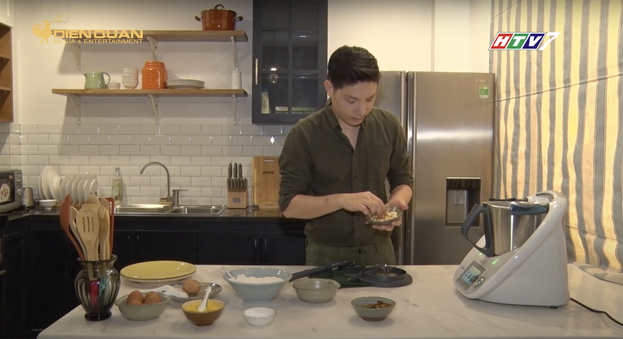 Minh Beta làm bánh tặng phái đẹp nhân ngày 8/3 - Thermomix Vietnam